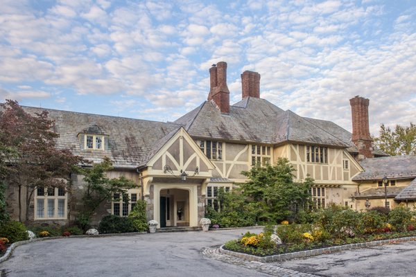 THE TUXEDO CLUB - Updated September 2025 - 1 West Lake Rd, Tuxedo Park ...