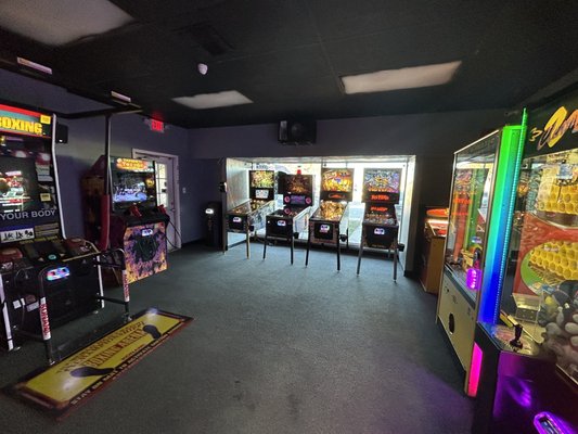 QUASARS ARCADE - Updated November 2025 - 11 Photos & 10 Reviews - 5301 ...