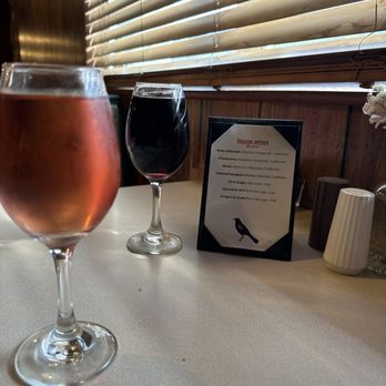 RED WING RESTAURANT - Updated December 2025 - 113 Photos & 135 Reviews ...