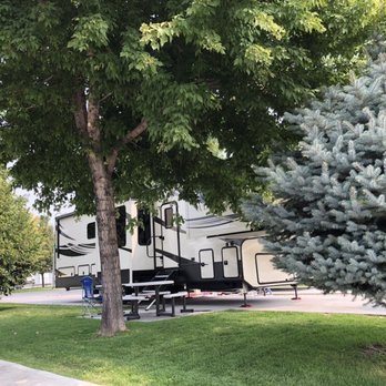 MOUNTAIN HOME RV RESORT - Updated December 2025 - 91 Photos & 51 ...