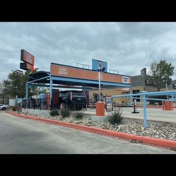 GO CAR WASH - 281 NORTH - Updated November 2025 - 24 Photos & 28 ...