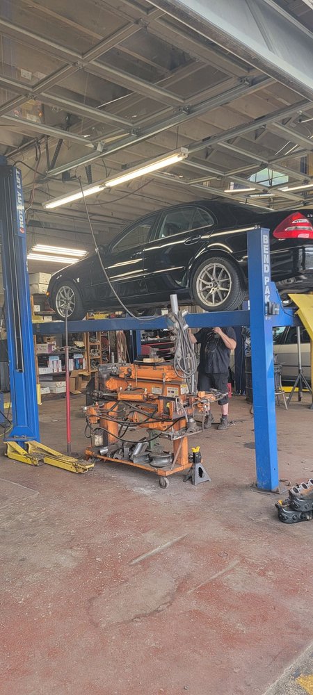 CUSTOM COMPLETE AUTOMOTIVE - Updated April 2024 - 36 Photos & 23 ...