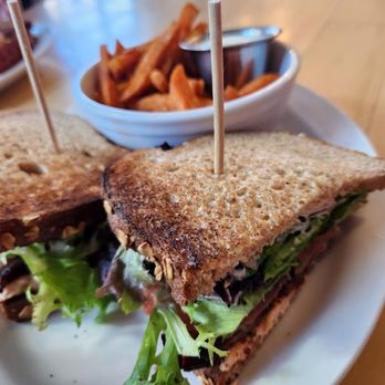 JELLY - Updated April 2025 - 1653 Photos & 2078 Reviews - 600 E 13th ...