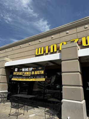 WINGZUP - Updated August 2025 - 482 Photos & 543 Reviews - 1000 E 41st ...