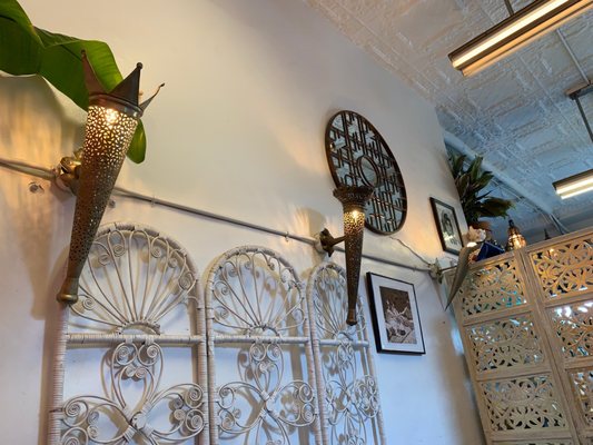 QUEEN - Middle Eastern Restaurant at 247 Starr St, Brooklyn, New York ...