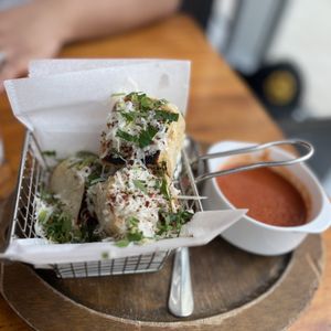 DELUX CAFÉ - Updated August 2024 - 62 Photos & 374 Reviews - 100 ...