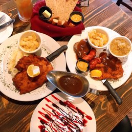 CHECKERS OLD MUNCHEN - 651 Photos & 495 Reviews - 2209 E Atlantic Blvd ...