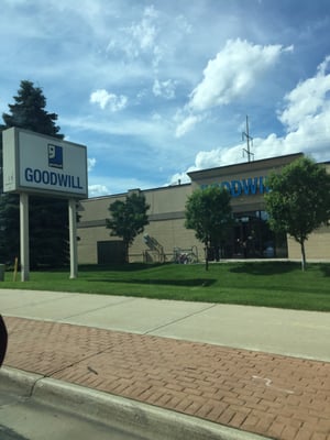 GOODWILL - BLOOMINGTON - Updated October 2024 - 34 Reviews - 7845 ...