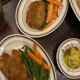 FEAST ITALIAN KITCHEN - Updated July 2025 - 281 Photos & 200 Reviews ...