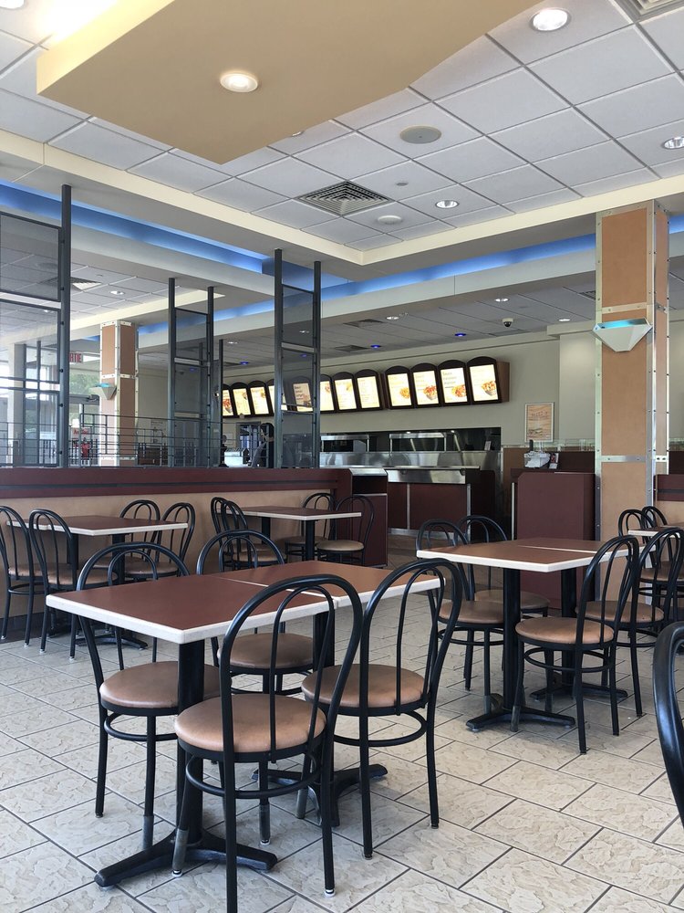 CHEZ ASHTON - 1600 Avenue Jules-Verne, Québec, Quebec, Canada ...