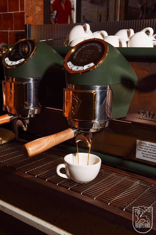 MEYERS MANX CAFE - 395 Photos & 105 Reviews - 6060 Wilshire Blvd, Los ...