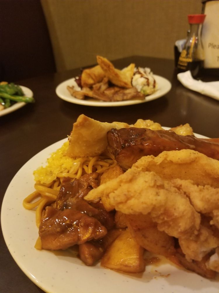 FOO CHOW ASIAN BUFFET - 36 Photos & 67 Reviews - 28600 Walker Rd ...