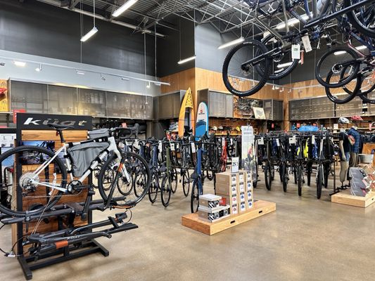 REI - Updated December 2025 - 103 Photos & 71 Reviews - 5929 E ...