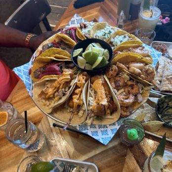 RREAL TACOS - DECATUR - Updated June 2025 - 90 Photos & 49 Reviews ...