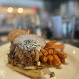 DOC B’S RESTAURANT + BAR - Updated February 2025 - 1310 Photos & 902 ...