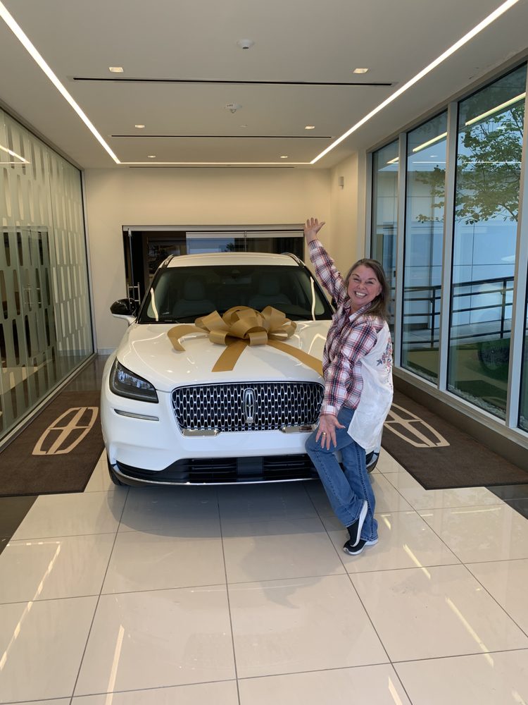 PLANET LINCOLN - Updated January 2026 - 14 Photos & 43 Reviews - 20403 ...