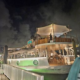 THE SHORELY - Updated October 2025 - 157 Photos & 62 Reviews - 849 ...