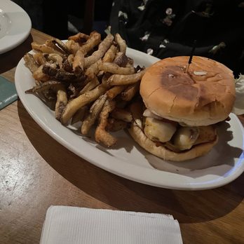 JJ MAHONEY’S - Updated October 2025 - 158 Photos & 319 Reviews - 8932 161st Ave NE, Redmond ...