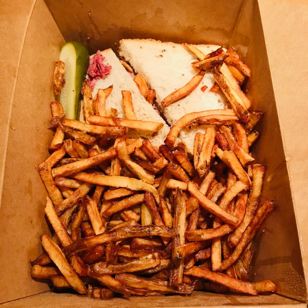 HOPLEAF BAR - Updated August 2024 - 1185 Photos & 2327 Reviews - 5148 N ...