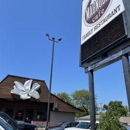 MAGNOLIA CAFE - Updated July 2025 - 128 Photos & 193 Reviews - 901 N ...
