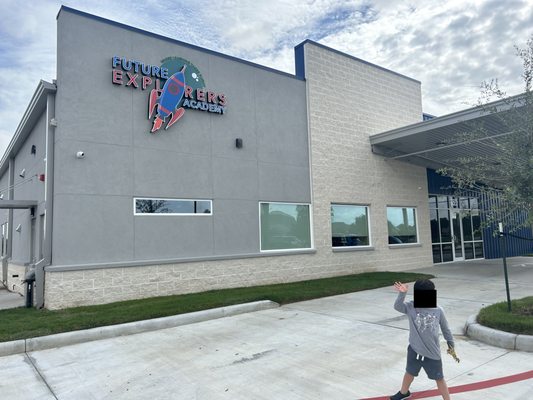 FUTURE EXPLORERS ACADEMY - Updated October 2025 - 11 Photos - 10522 ...