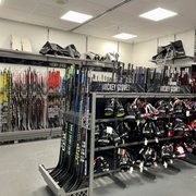 RDV SPORTSPLEX ICE DEN - 33 Photos & 28 Reviews - 8701 Maitland Summit ...