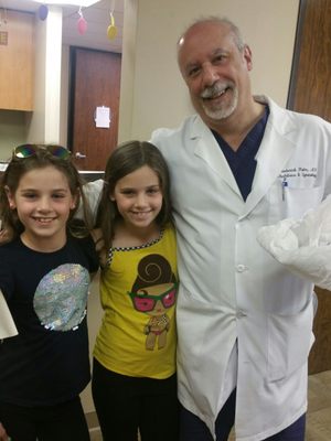 FREDERICK KOHN, MD - Updated December 2025 - 104 Reviews - 18411 Clark ...