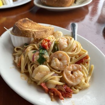 SANTA BARBARA SHELLFISH COMPANY - Updated July 2024 - 6018 Photos ...