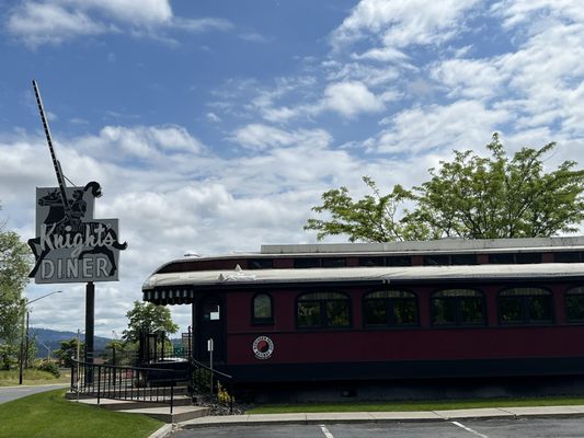 KNIGHT’S DINER - Updated October 2025 - 56 Photos & 97 Reviews - 2909 N ...