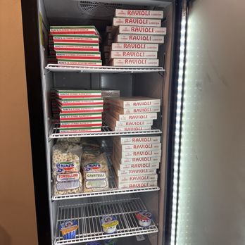 ITALIAN PRINCESS BAKERY & DELI - Updated November 2025 - 65 Photos & 38 ...