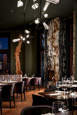 BETWEEN THE TREES - Updated December 2025 - 390 Photos & 157 Reviews ...