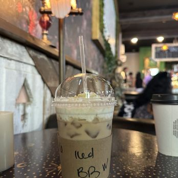 MUGGLES MUG - Updated March 2025 - 251 Photos & 198 Reviews - 79 ...