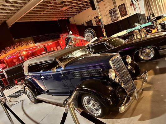 COUNT’S KUSTOMS - Updated August 2025 - 1070 Photos & 252 Reviews ...