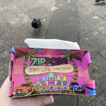 ZIPPOPS - Updated December 2025 - 77 Photos & 44 Reviews - Calle de la ...