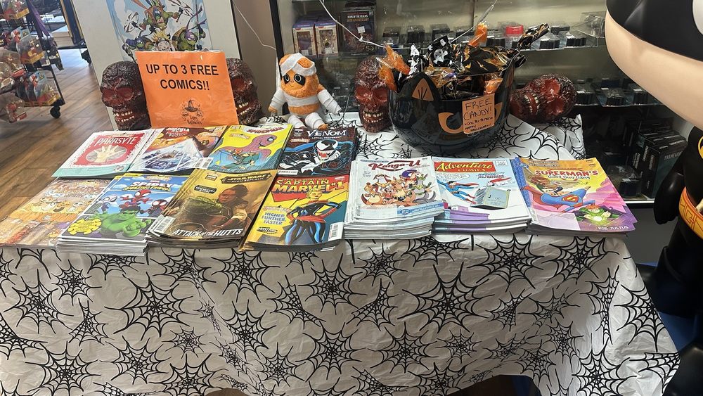 AMAZING COMICS & CARDS - Updated June 2026 - 15 Photos - 6735 ...