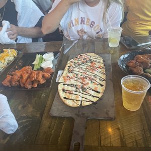 SALLY’S SALOON - 86 Photos & 147 Reviews - 700 Washington Ave SE ...