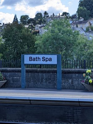 BATH SPA TRAIN STATION - Updated August 2025 - 36 Photos & 25 Reviews ...