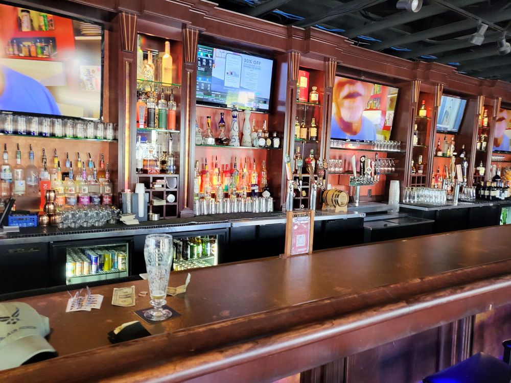 ROX BAR & GRILLE - Updated October 2025 - 34 Photos & 33 Reviews - 2820 ...