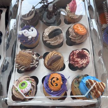 DESPI DELITE BAKERY - Updated August 2024 - 323 Photos & 316 Reviews ...