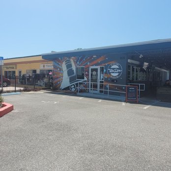 TACO DIVE - Updated October 2025 - 54 Photos & 23 Reviews - 401 E New ...