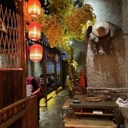 CHONG QING LAO ZAO - Updated October 2025 - 1459 Photos & 447 Reviews ...