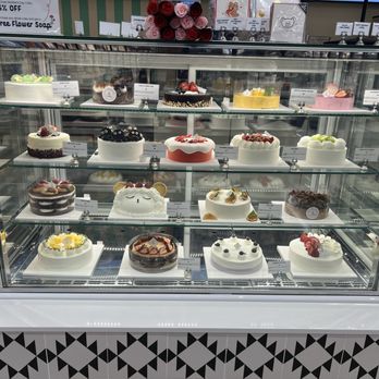 L’AMI BAKERY & CAFE - Updated May 2025 - 38 Photos & 12 Reviews - 48-18 ...