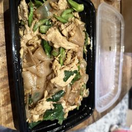 KIN-D THAI KITCHEN - Updated August 2025 - 161 Photos & 112 Reviews ...