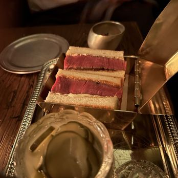 SIP & GUZZLE - Updated June 2024 - 284 Photos & 96 Reviews - 29 ...