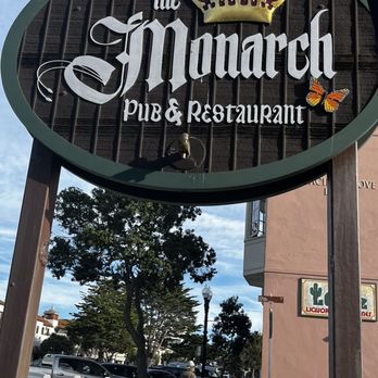 THE MONARCH PUB & RESTAURANT - Updated October 2024 - 208 Photos & 282 ...