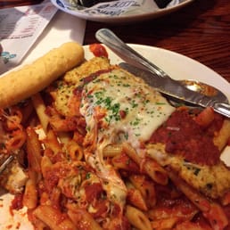 UNO PIZZERIA & GRILL - Updated September 2025 - 167 Photos & 166 ...