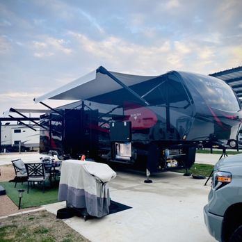 REAGANS RIDGE RV - Updated December 2025 - 28 Photos - 26690 Ronald ...
