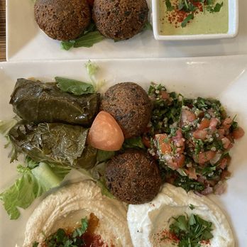 NICHOLAS RESTAURANT - Updated May 2024 - 1004 Photos & 1402 Reviews ...