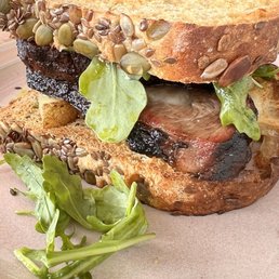 HOHL - Updated December 2025 - 69 Photos & 75 Reviews - 7961 Richmond ...