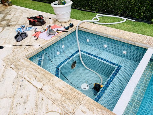 HUNAKAI POOLS SERVICE - 37 Photos & 10 Reviews - 4738 Kahala Ave ...